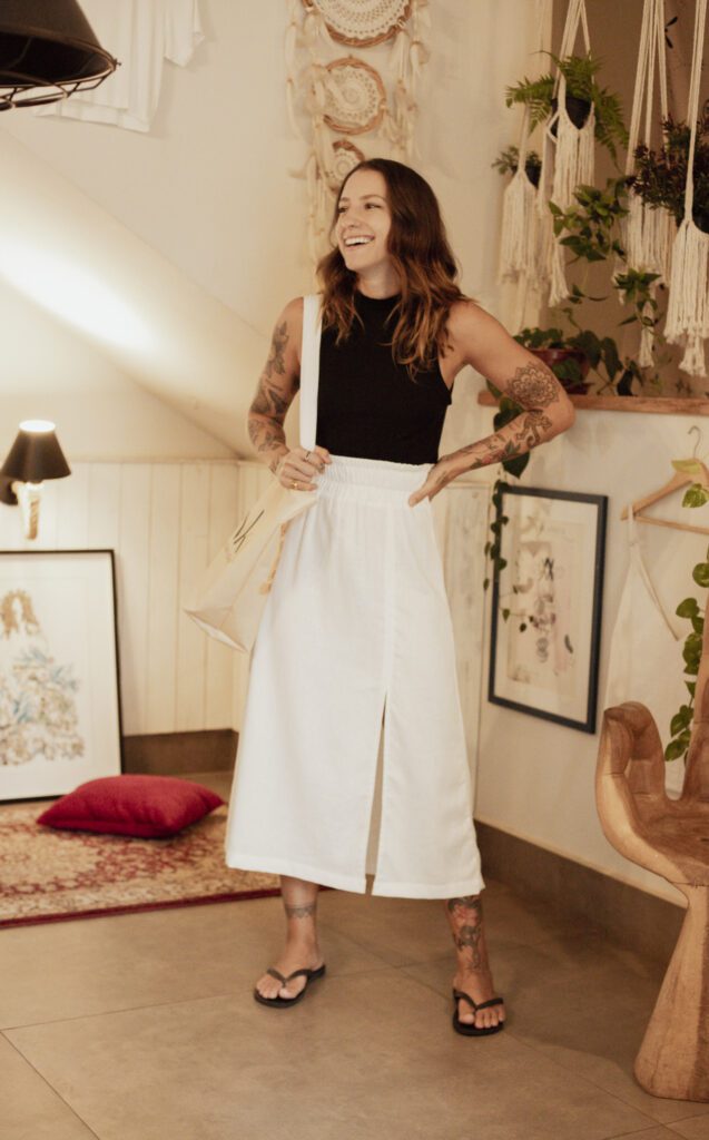 Saia Midi Fenda Off White - Sanka